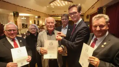 Lilienthal ehrt verdiente Bürger