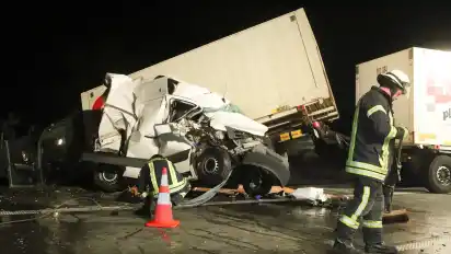 Schwerer Unfall auf A1 bei Oyten