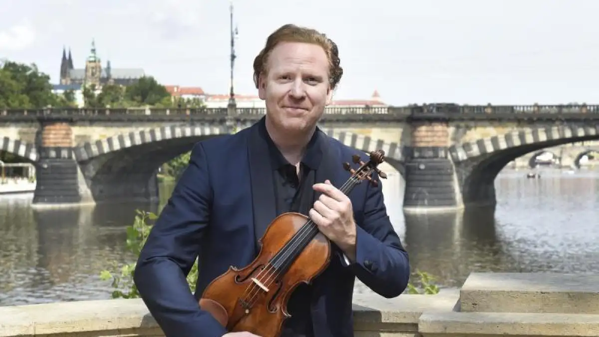 Meisterkonzerte 2024/25: Daniel Hope und Rolando Villázon in Bremen