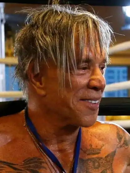 Mickey Rourke boxt in Moskau