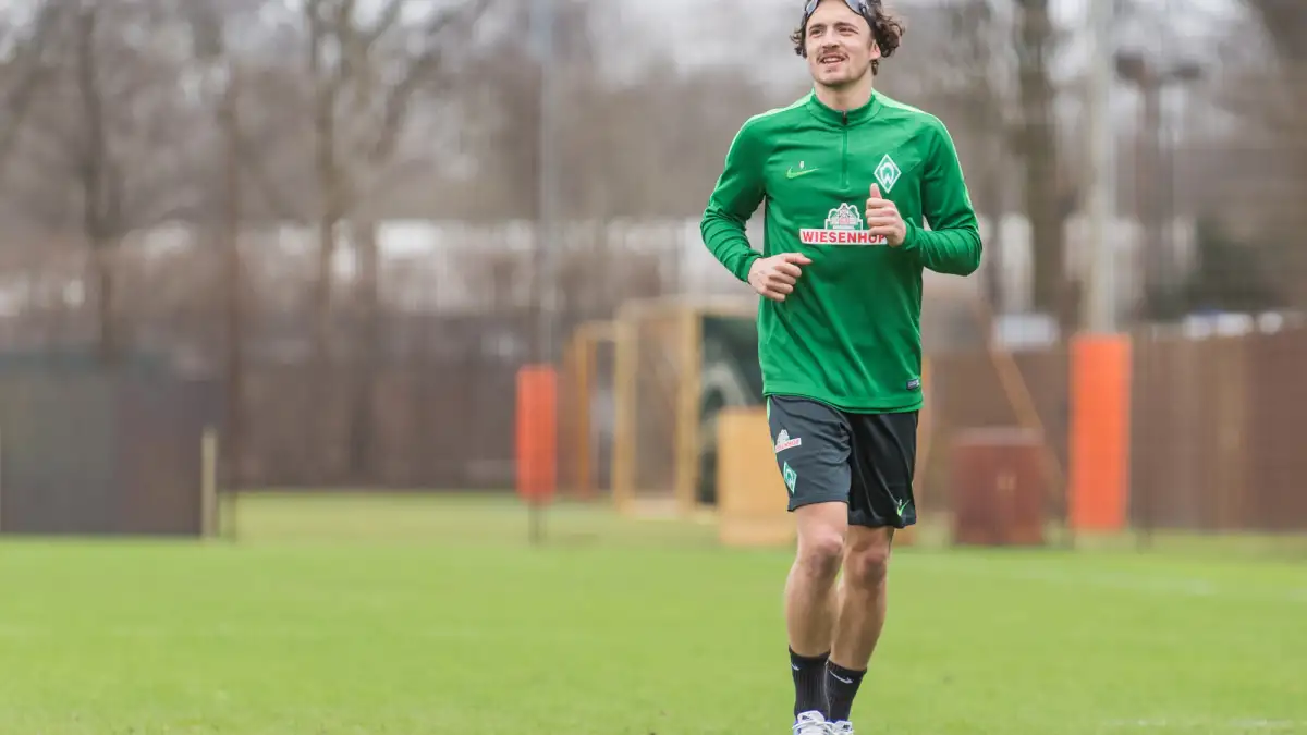 Delaney wieder im Mannschaftstraining