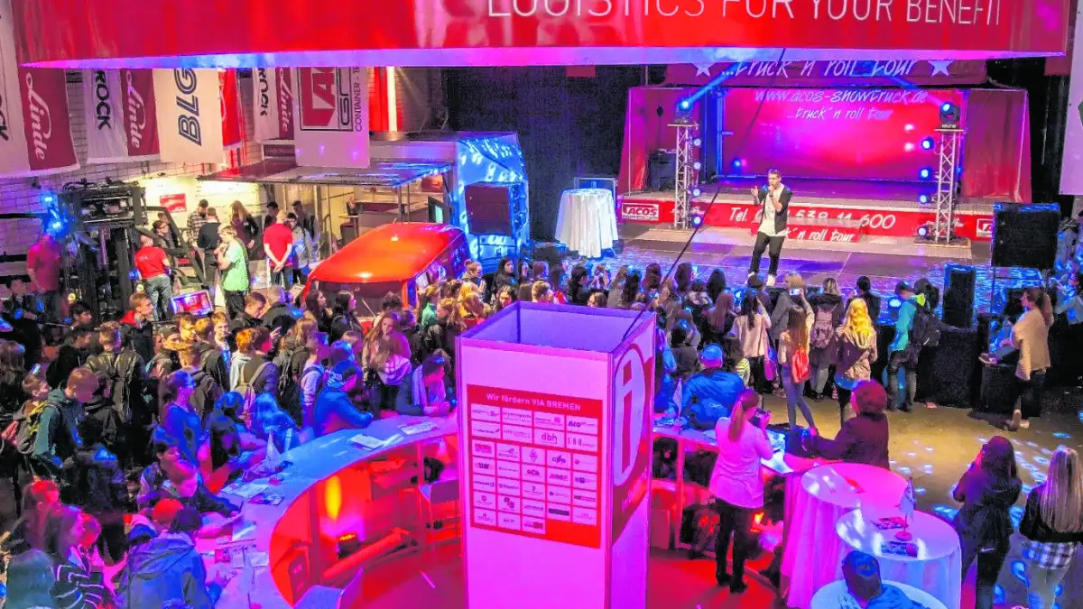 Logistik mal anders: Rapper trifft auf Werder-Star