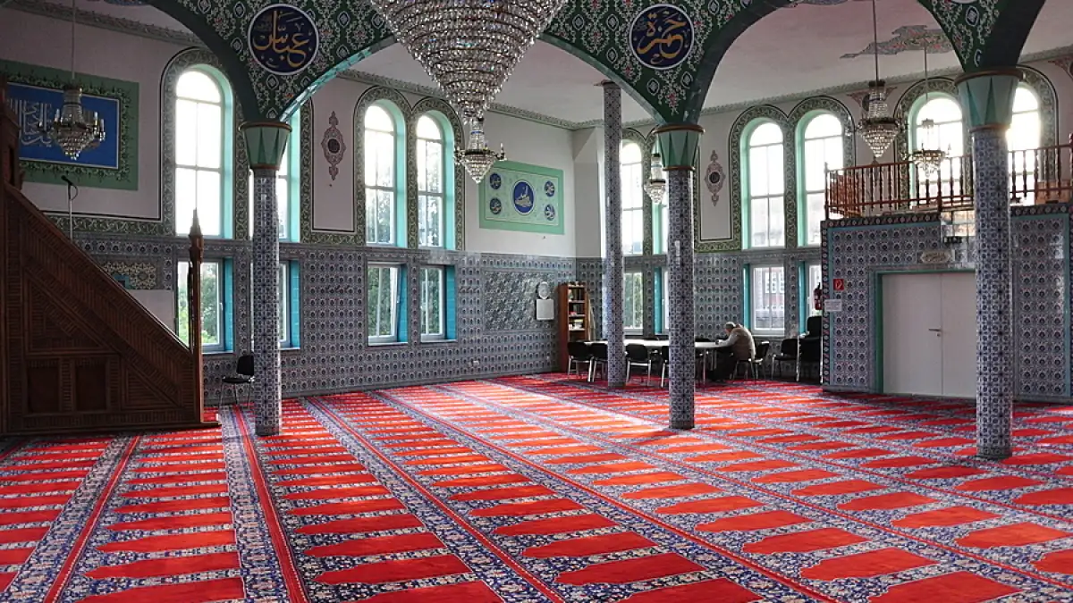 Fatih-Moschee öffnet die Türen