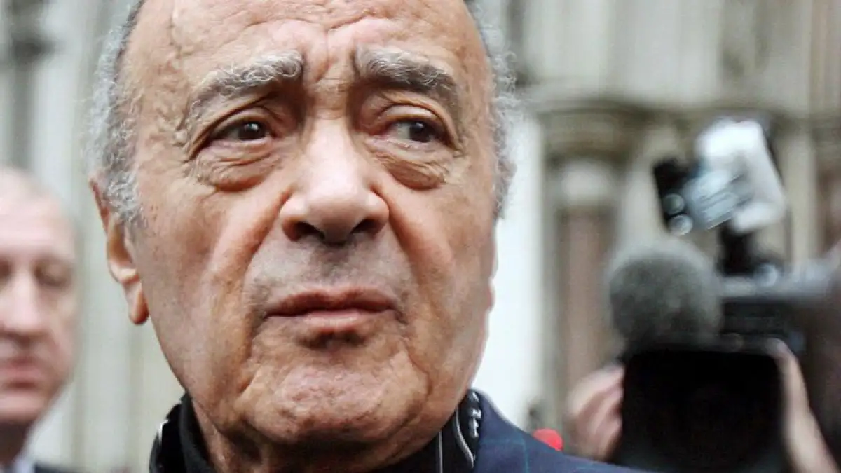 Al Fayed stellt Statue von Michael Jackson auf