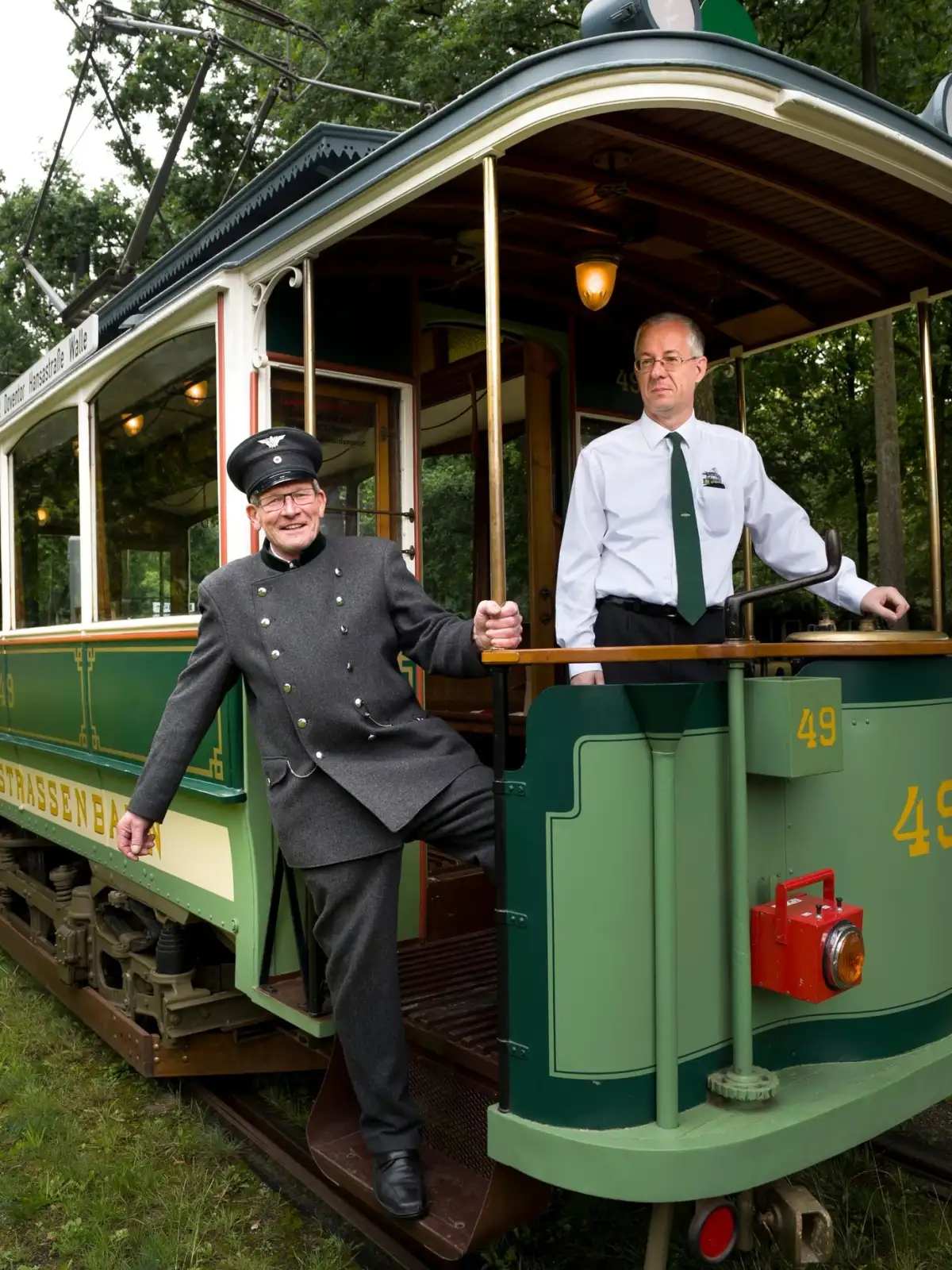 Historische Wagen begeistern die Bremer