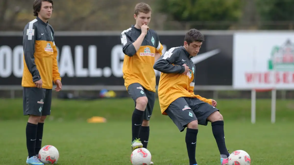 Schaaf trainiert Werders Perspektivspieler