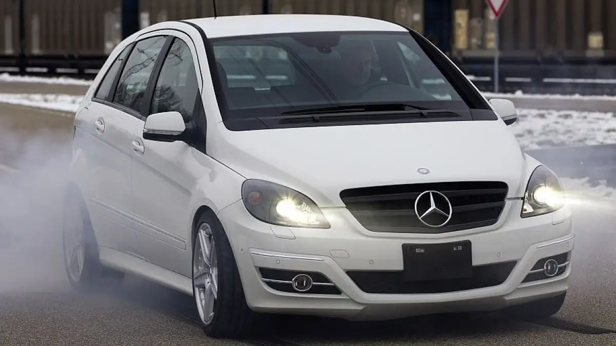 Der Mercedes B55 - Ein rasantes Lehrstück