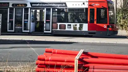 ÖPNV in Bremen: Ausbau der Straßenbahnlinie 1 hat begonnen