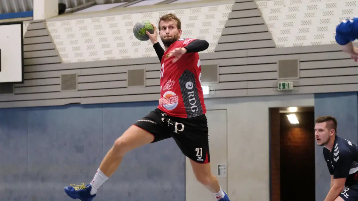 Handball: Jörn Janßen spielt weiterhin für die HSG Delmenhorst