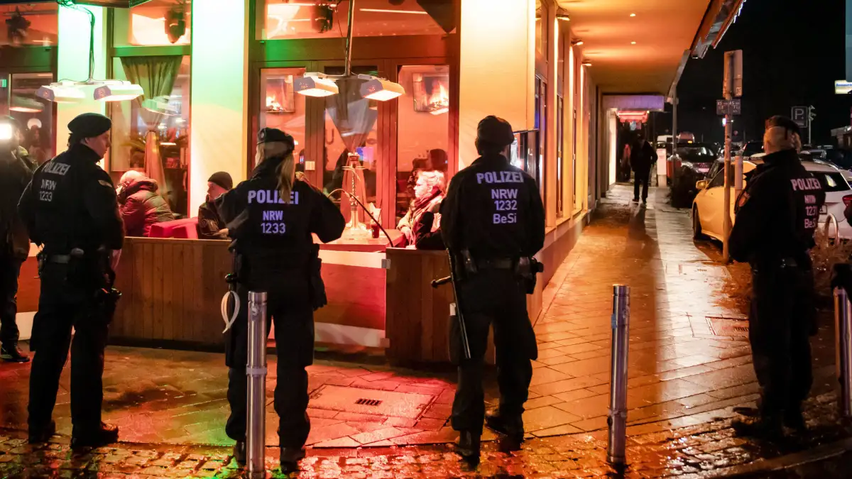 Ralph Knispel: Interview mit Berliner Oberstaatsanwalt über kriminelle ...