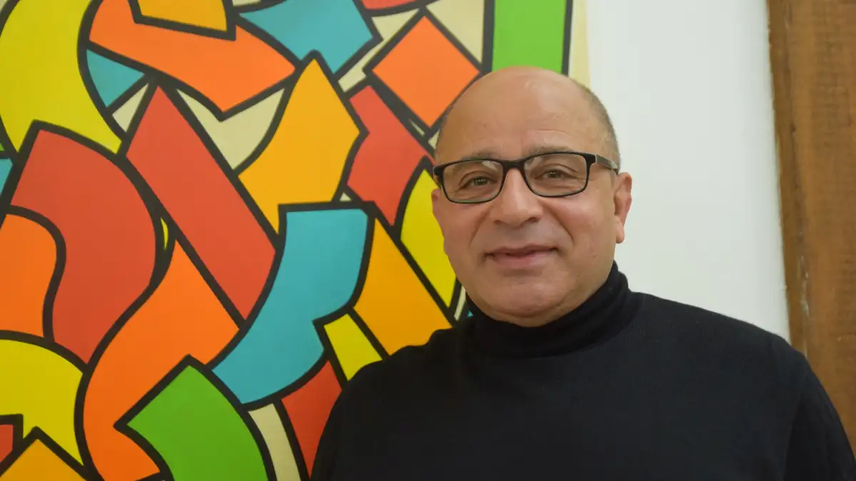 Reza Ehsan Maleki zeigt kalligraphische Werke in Bibliothek Lilienthal