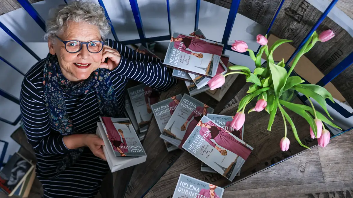 Bremer Autorin Birgid Hanke schreibt über Ikone der Kosmetikindustrie