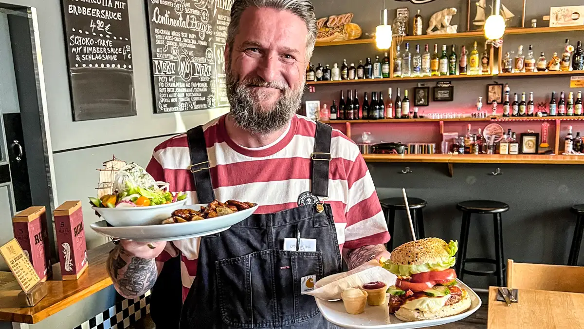 Restaurants in Bremen: Das Rock & Wurst im Viertel macht richtig satt