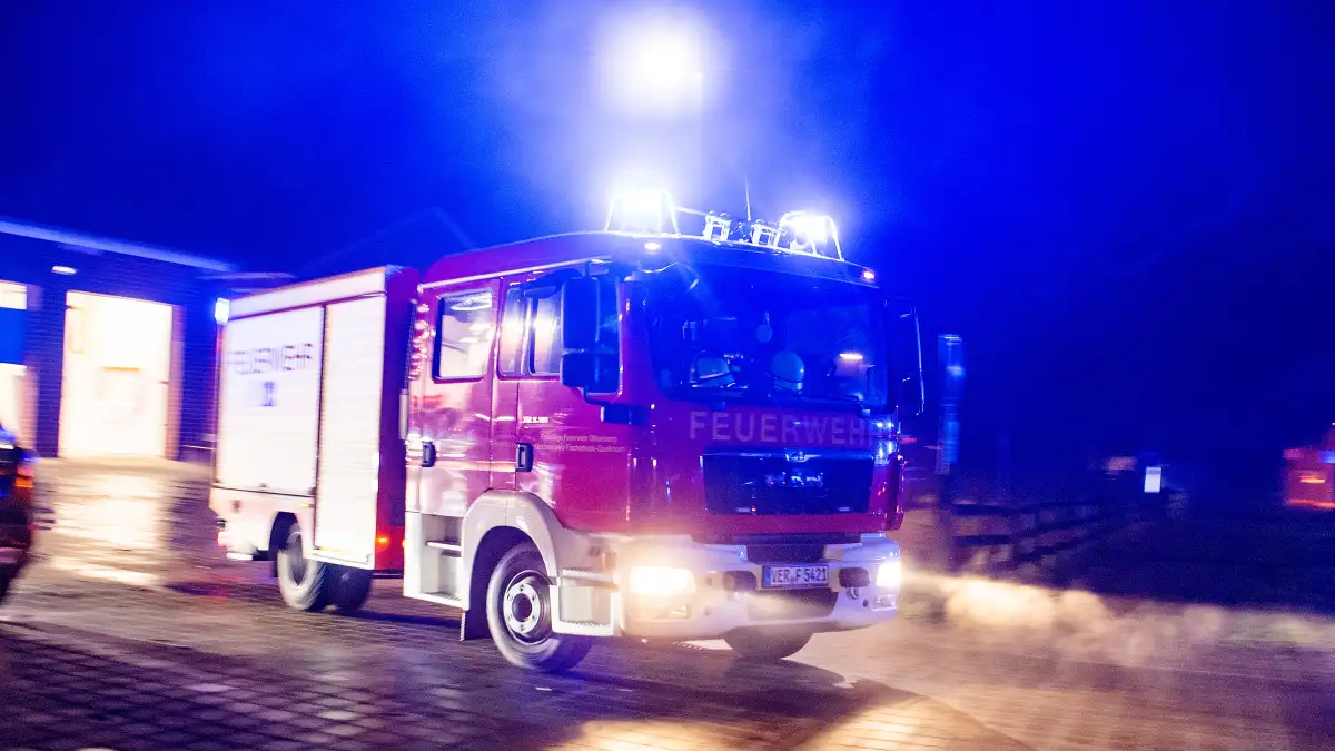 Feuerwehreinsatz in Verden: Leiche aus der Aller geborgen