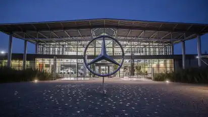 Materialmangel: Kurzarbeit im Bremer Werk von Mercedes