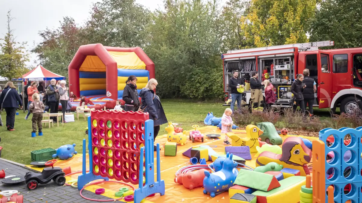 Bürgerhaus-Fest in Fahrenhorst: Ein Neuanfang für die Stiftung