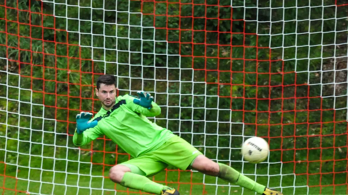 Fußball: VfL Stenum kassierte sein 1000 Minuten kein Gegentor