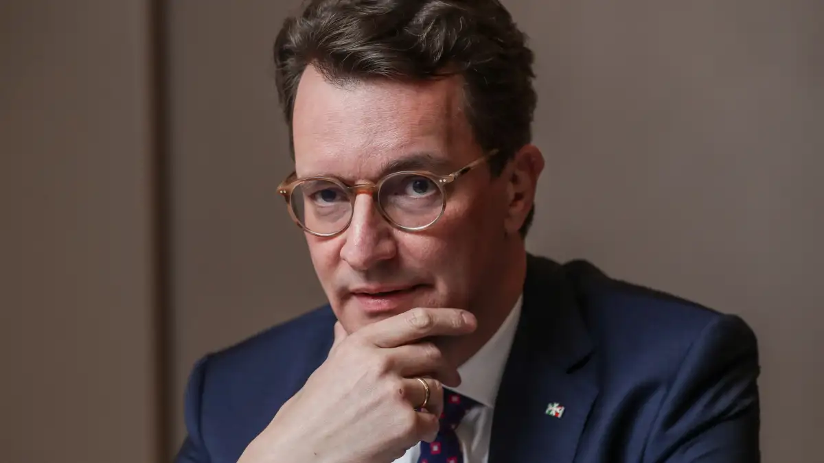 Hendrik Wüst: "Wir brauchen Fachkräfte aus dem Ausland"