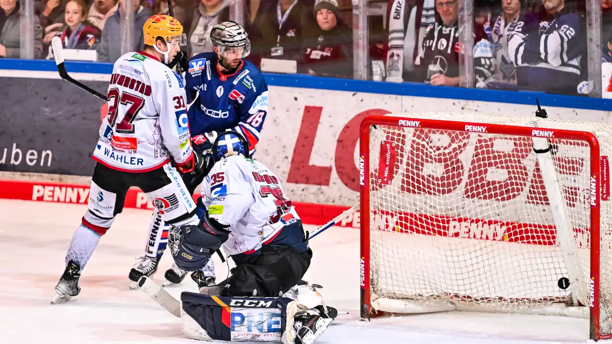 Zweite Niederlage in Folge: Pinguins unterliegen Iserlohn Roosters 4:5
