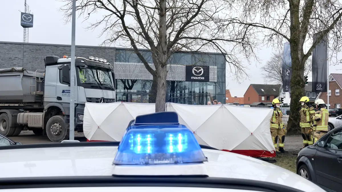 Unfall in Delmenhorst: 80-jährige Radfahrerin stirbt