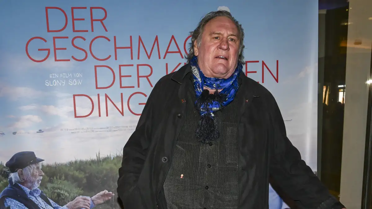 Sexuelle Übergriffe: 13 Frauen beschuldigen Gérard Depardieu Sexuelle Übergriffe: 13 Frauen beschuldigen Gérard Depardieu