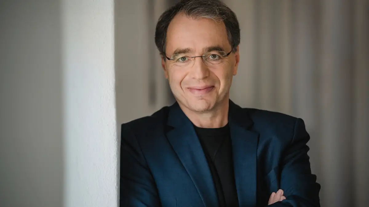 Neues Buch von David Safier: Bremer Autor schreibt über seine Eltern