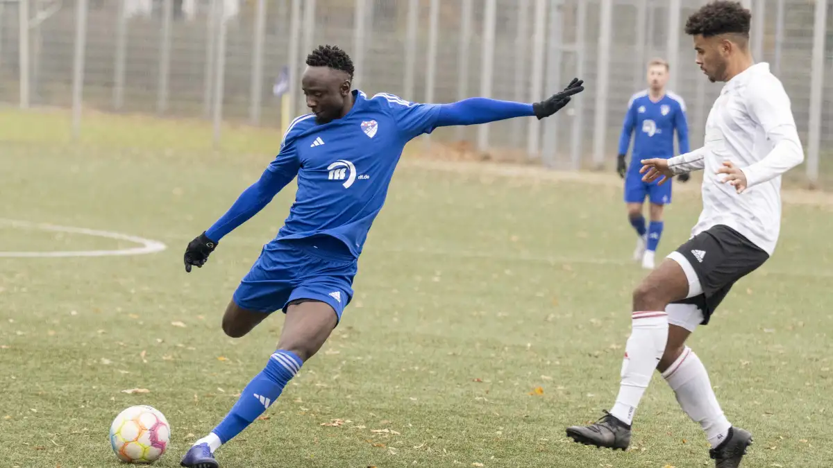 Fußball-Bezirksliga: Vafing Jabateh wechselt zum TV Oyten