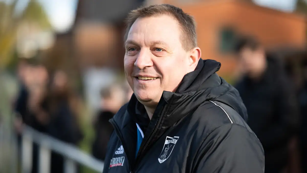 Fußball: Okel-Trainer Volker Hillmann verkündet seinen Abschied