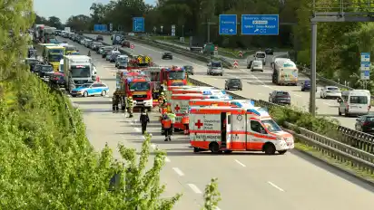A27 nach Unfall zwischen Bremer Kreuz und Sebaldsbrück gesperrt