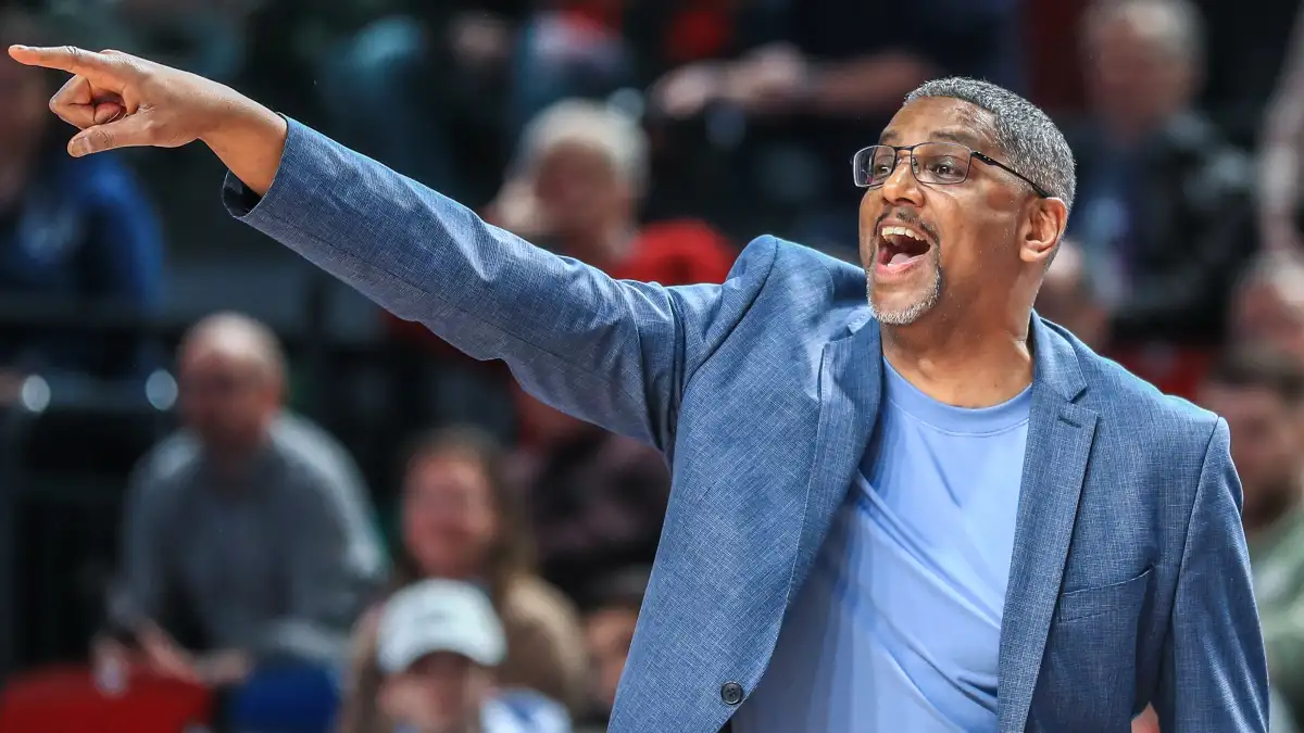 Eisbären Bremerhaven: Wie geht es mit Trainer Steven Key weiter?