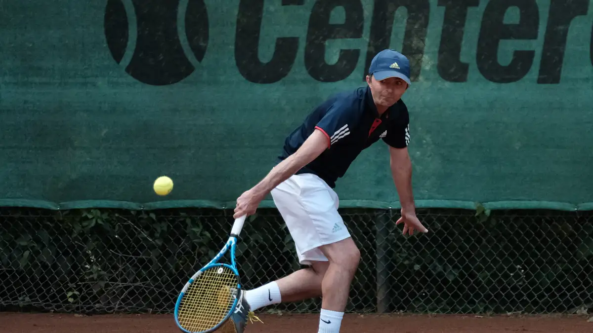 Tennis: Huder TV bleibt nach Heimsieg gegen Hasbergen auf Titelkurs