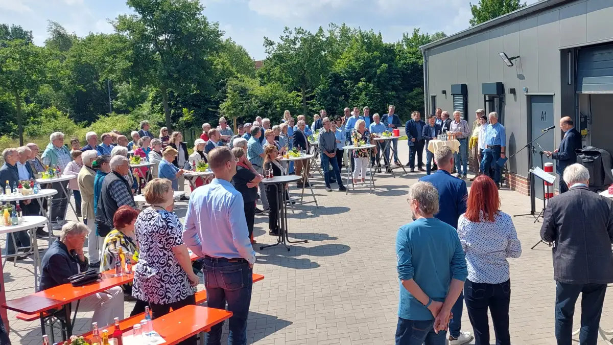 Eröffnung des neuen Gebäudes der Tafel in Syke