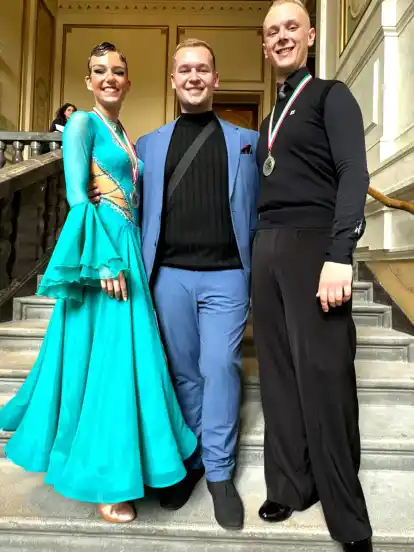 Lara Richert und Nico Winkler vom TV Jahn Delmenhorst steigen auf