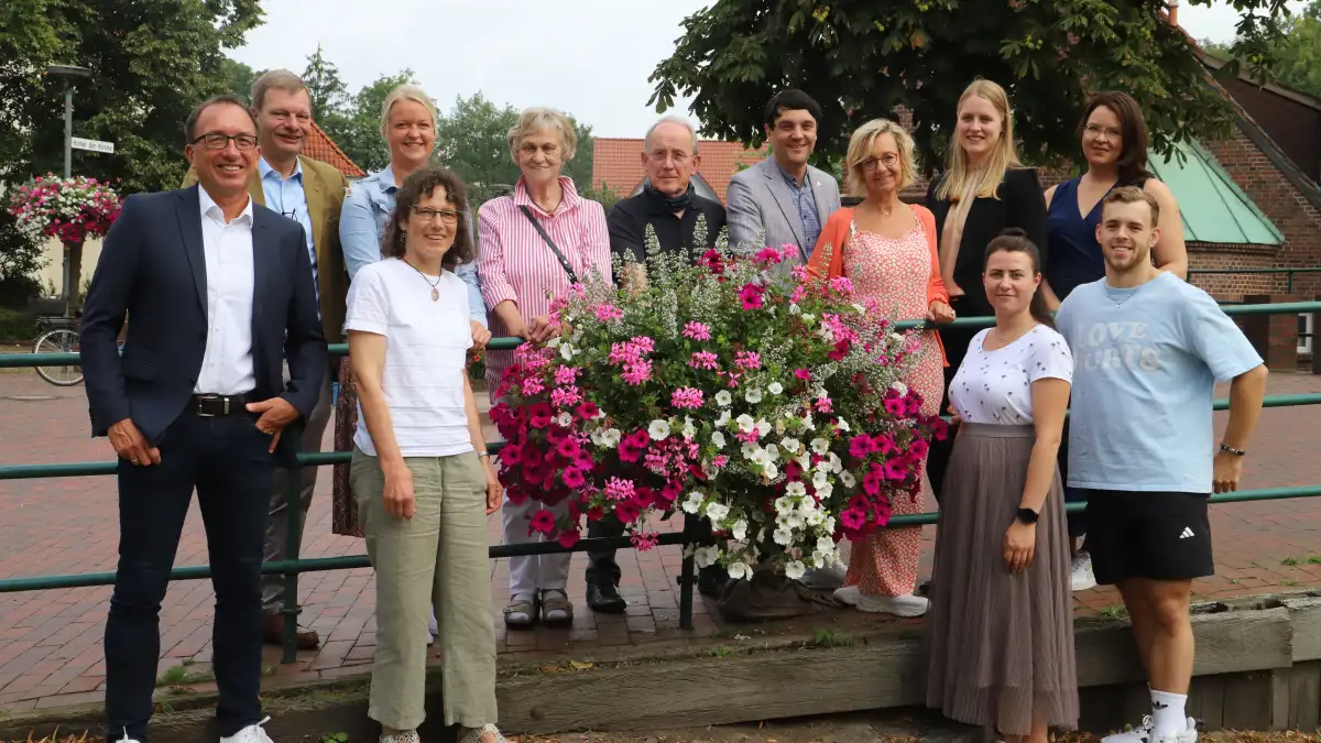 Osterholz-Scharmbeck zieht positives Fazit der Blumenampel-Aktion