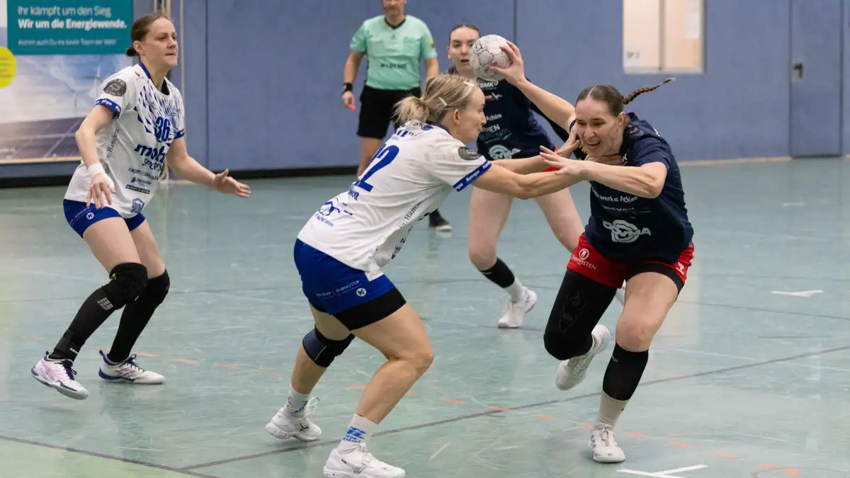 Handball-Regionalliga Frauen: TV Oyten verliert Spiel und Sarah Seidel