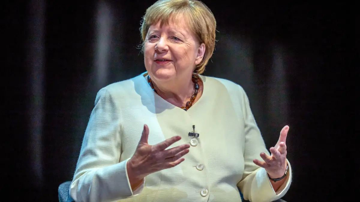 Merkel-Biografie erschienen: Einblicke in Politik und Privatleben