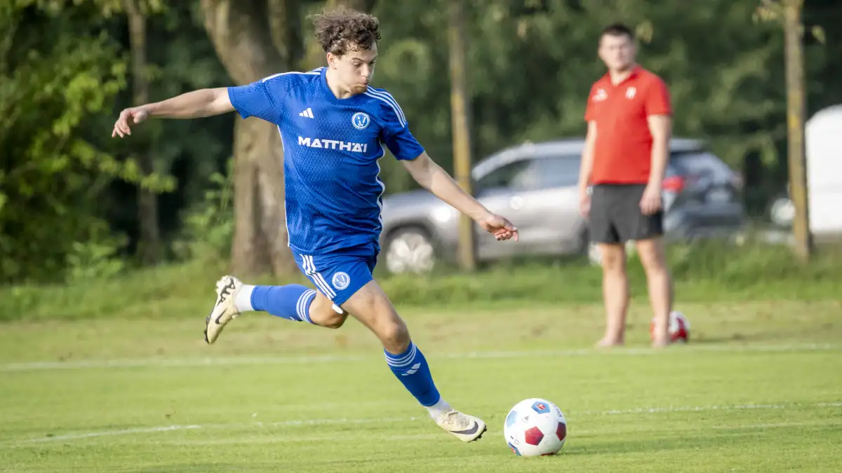 Fußball: Fabio Leschinsky Rosales verlässt den FC Verden 04