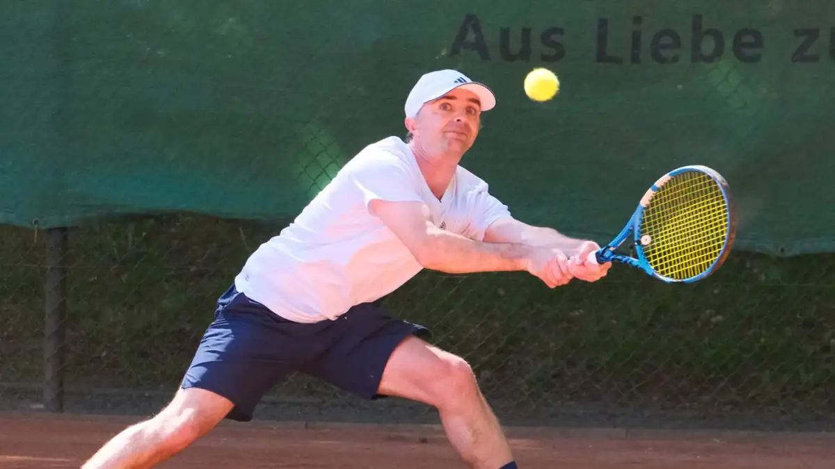 Tennis: Huder TV gewinnt Derby beim TC Blau-Weiß Delmenhorst knapp