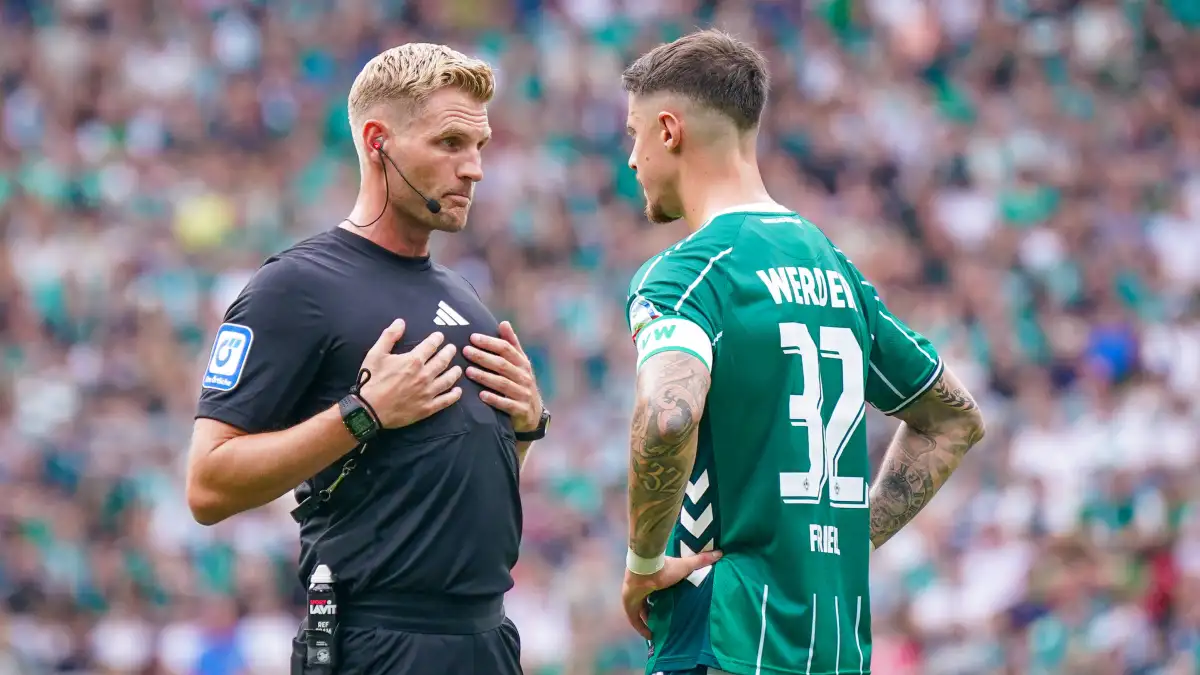 Elfer-Zoff bei Werder-Pleite: Schiedsrichter Gerach erklärt Pfiff