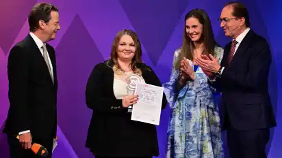 Inna Rommelfanger aus Verden erhält XY-Preis für mutige Rettung