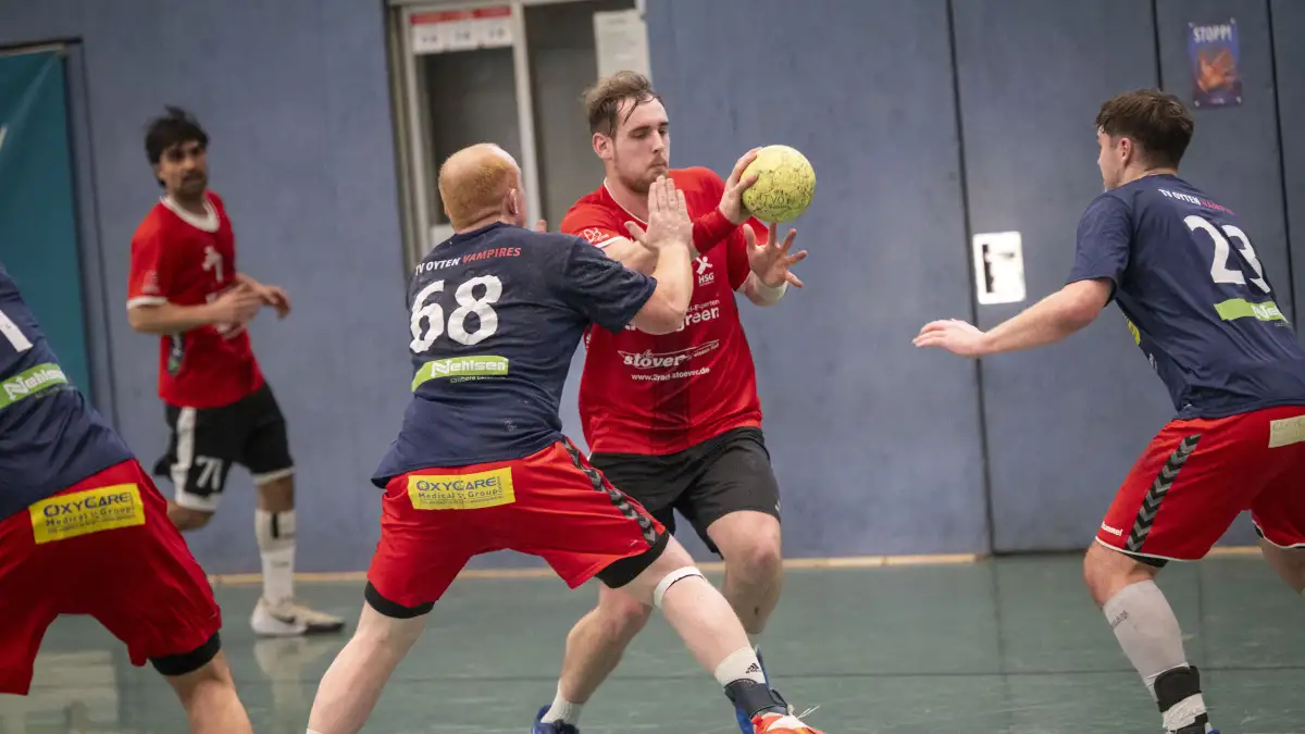 Handball: HSG Delmenhorst unterliegt TV Oyten knapp, aber verdient