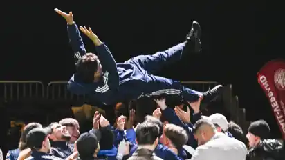 Jubel beim Brinkumer SV: Ömer Aslan ist Bremens Fußballer des Jahres